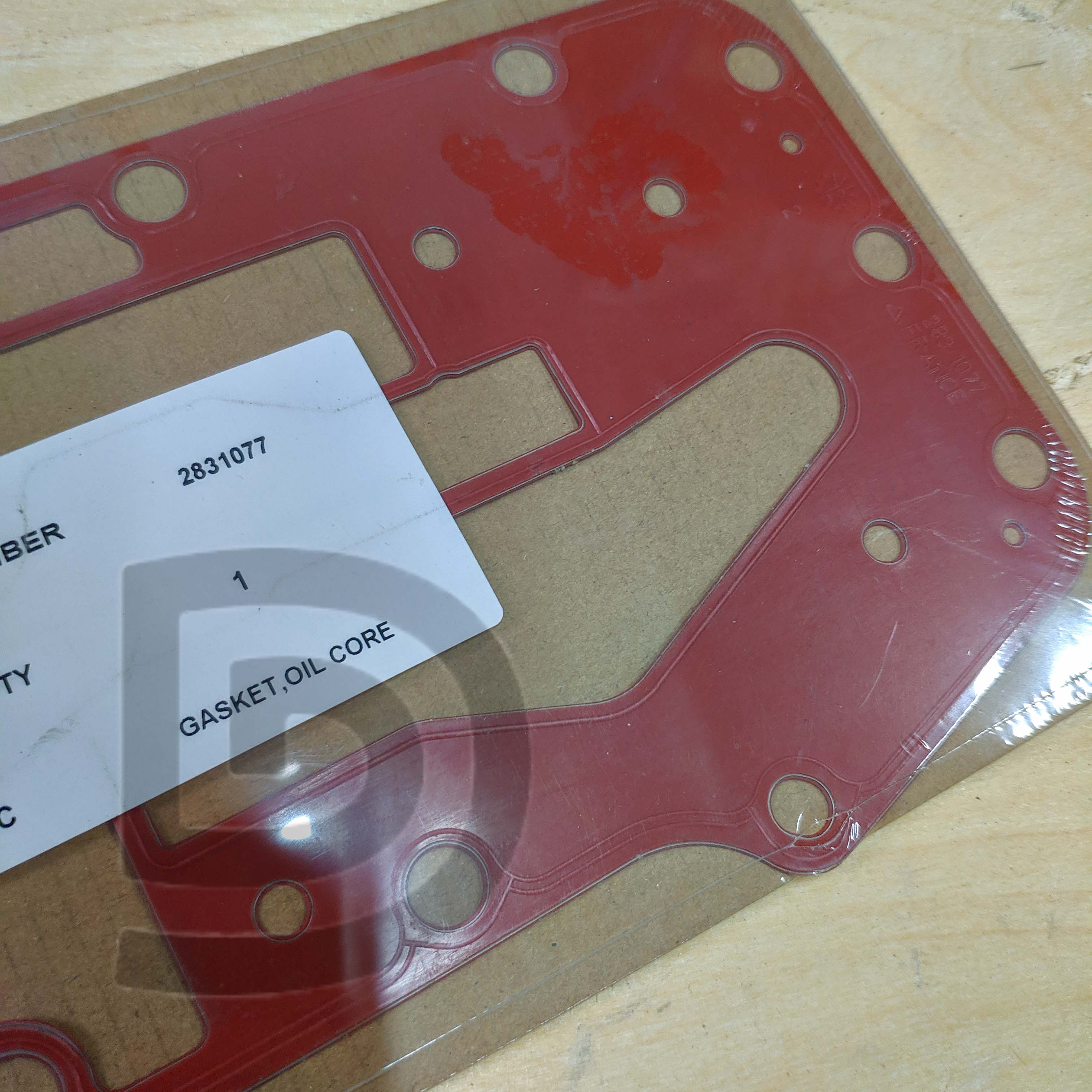 4899239 Изолятор вибрации крышки клапанов Камминз ISBe*